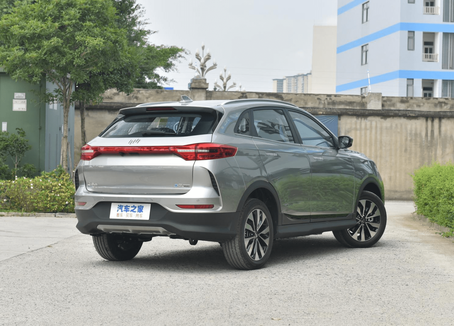 售17.98万元 威马EX5-Z新增车型上市_搜狐汽车_搜狐网