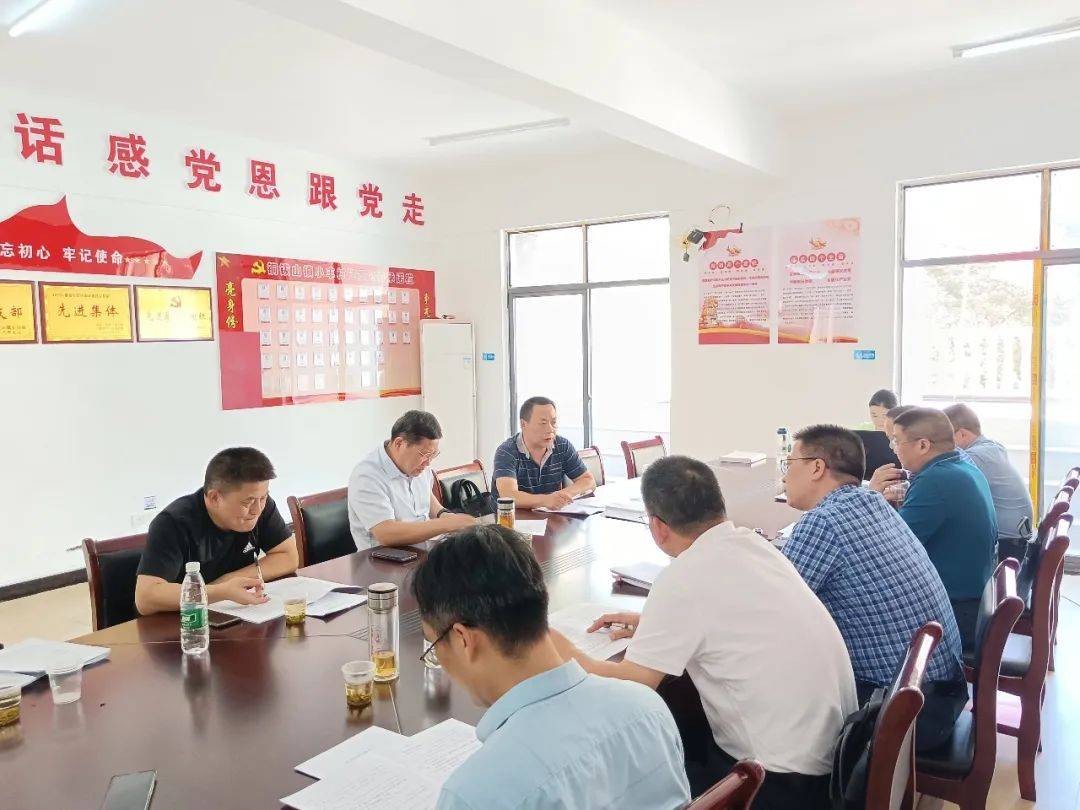 市人大常委会组织集中修改《上饶市燃气安全管理条例》 杨建林 进行 审议稿
