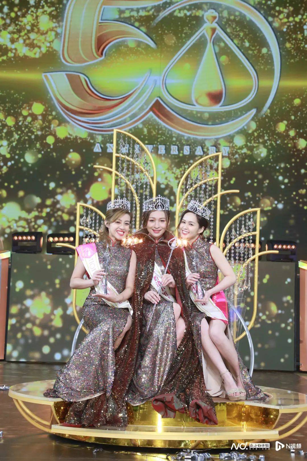 2022年港姐出炉！TVB昔日男神之女，摘得桂冠_2022香港小姐三甲出炉_林钰_梁超怡