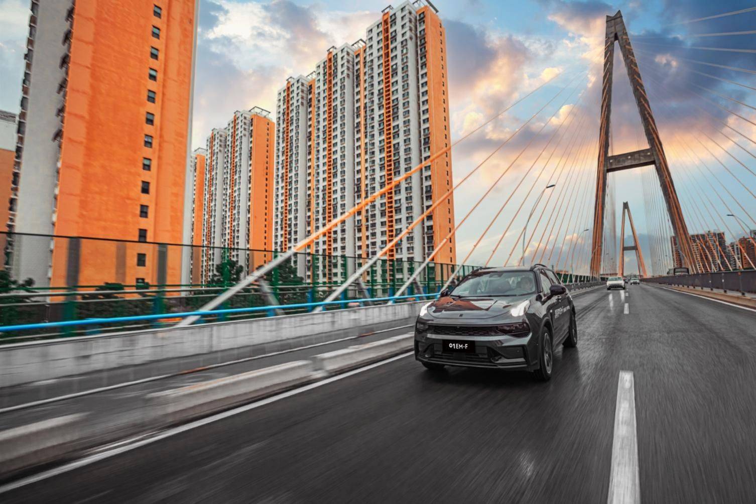 代际更替，潮混已至！领克01EM强势登陆泉城_搜狐汽车_搜狐网