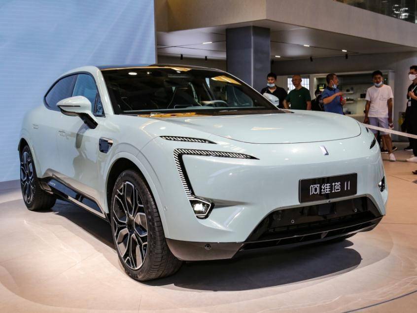 理想L7火热来袭叫板阿维塔11，30万-40万级新能源SUV该怎么选？_搜狐汽车_搜狐网