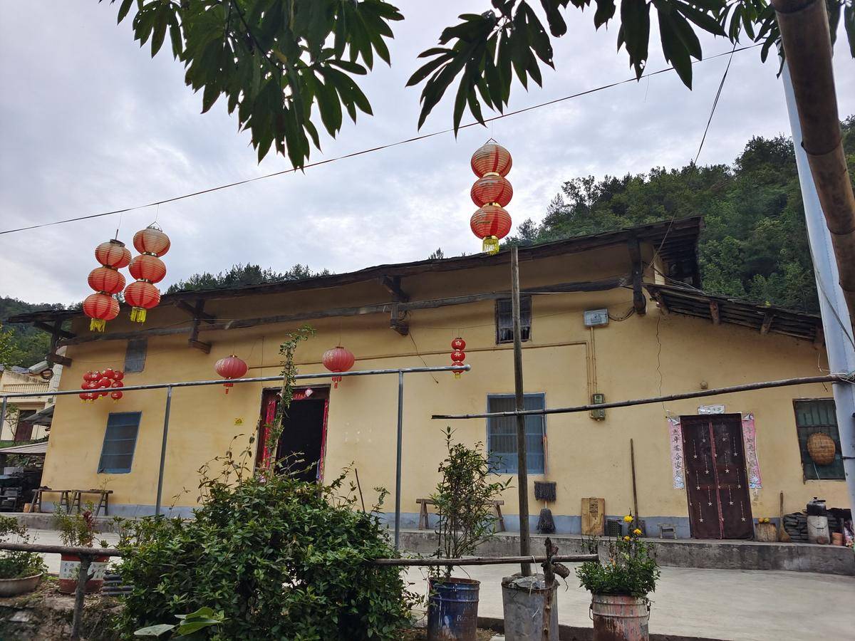 竹溪黄花沟合力共筑美好家园_村民_环境_评比