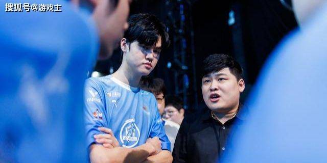 KPL赛场eStar除易峥之外，全员FMVP，清融荣誉在hero，花海没皮肤_选手_清融_eStar