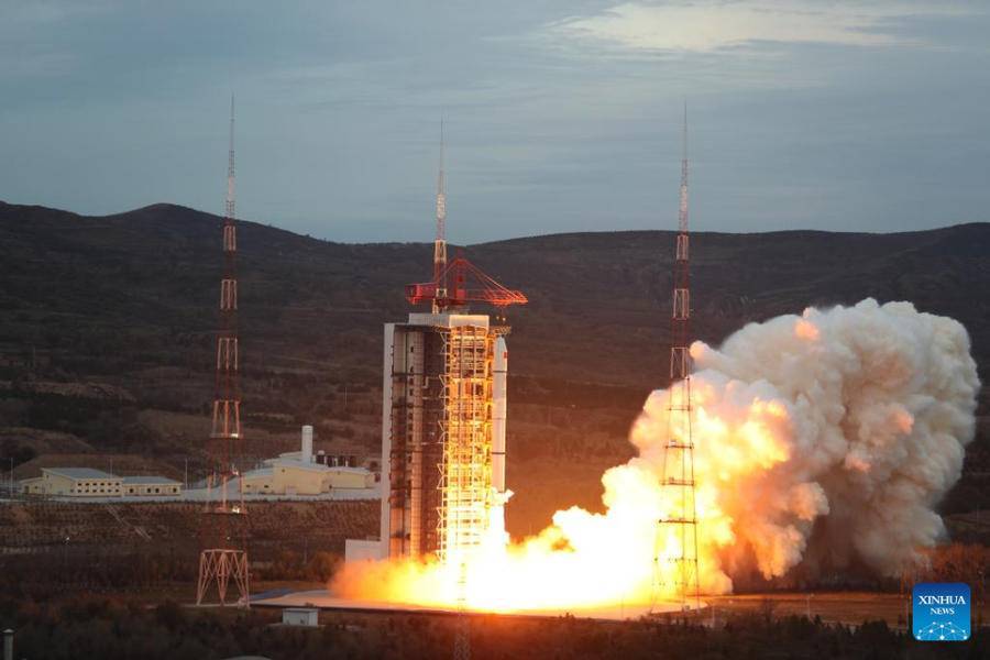 China launches new environmental satellite_the_Long_rocket