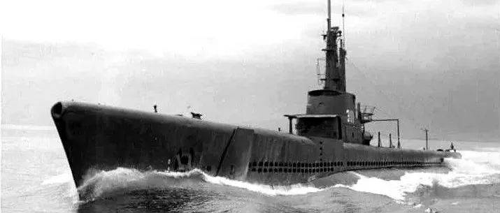 二战日军最大航母信浓号，为何首战就被美军击沉？_手机搜狐网