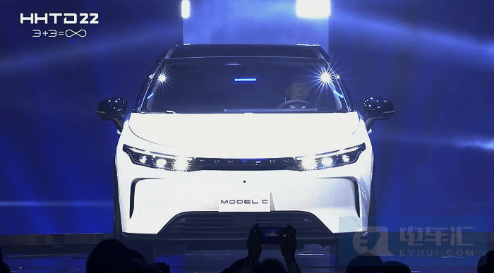 富士康发布 新车MODEL B/ MODEL V，布局电动皮卡业务_搜狐汽车_搜狐网