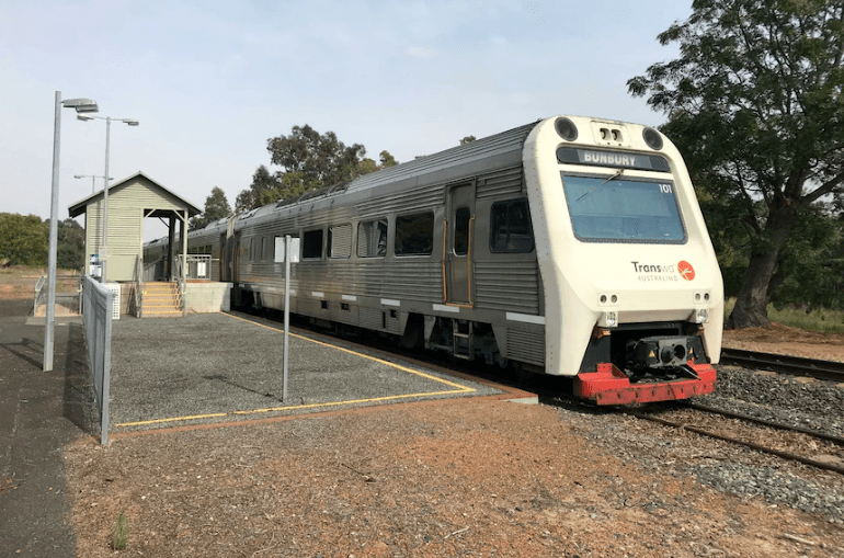 珀斯直达巴瑟尔顿？西澳首府到第二大城市新铁路将考虑向南规划！将耗资10亿澳元建设！_班伯里_服务_研究