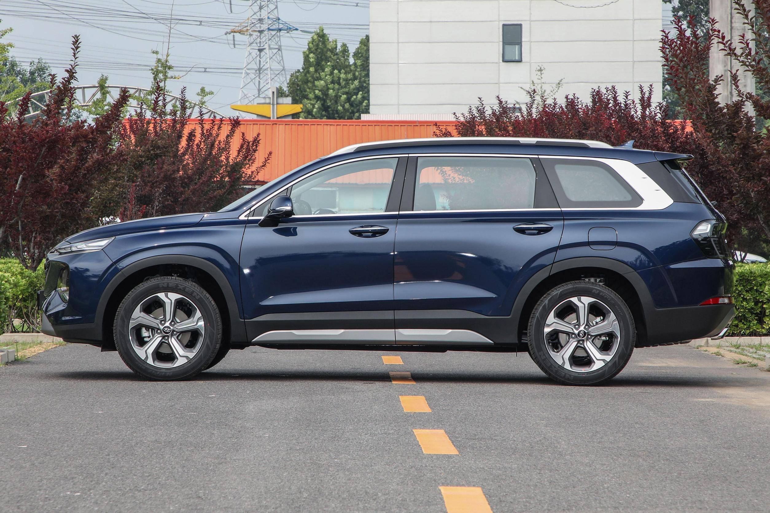 适合大家庭出行的6座SUV，全系标配2.0T+8AT，20万出头不香吗？_搜狐汽车_搜狐网