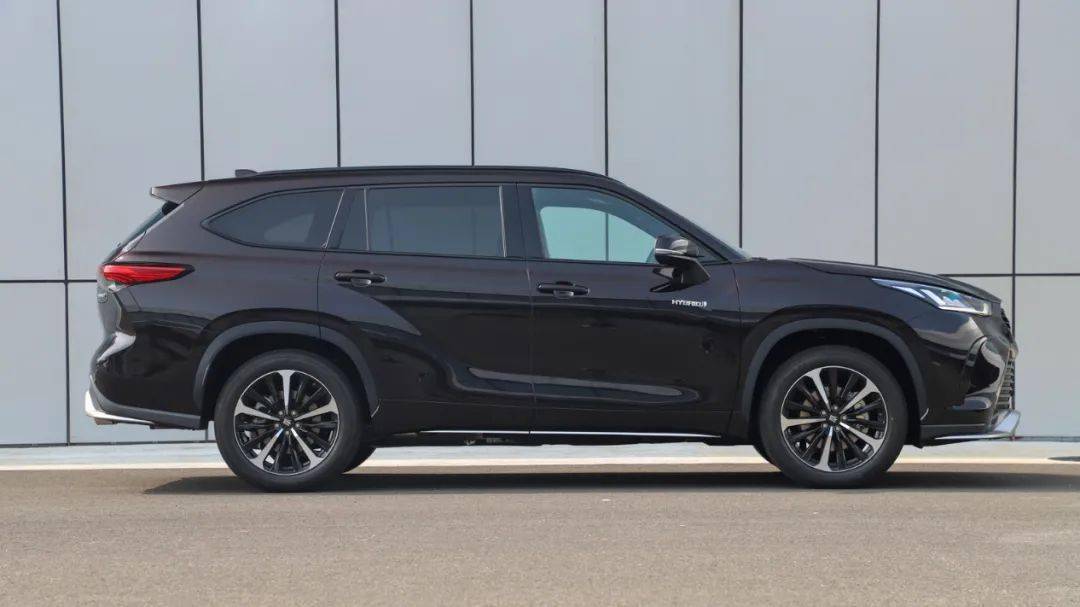 2.0T+8AT，248马力，号称“开不坏”，口碑极高，王牌SUV，帅炸！_搜狐汽车_搜狐网