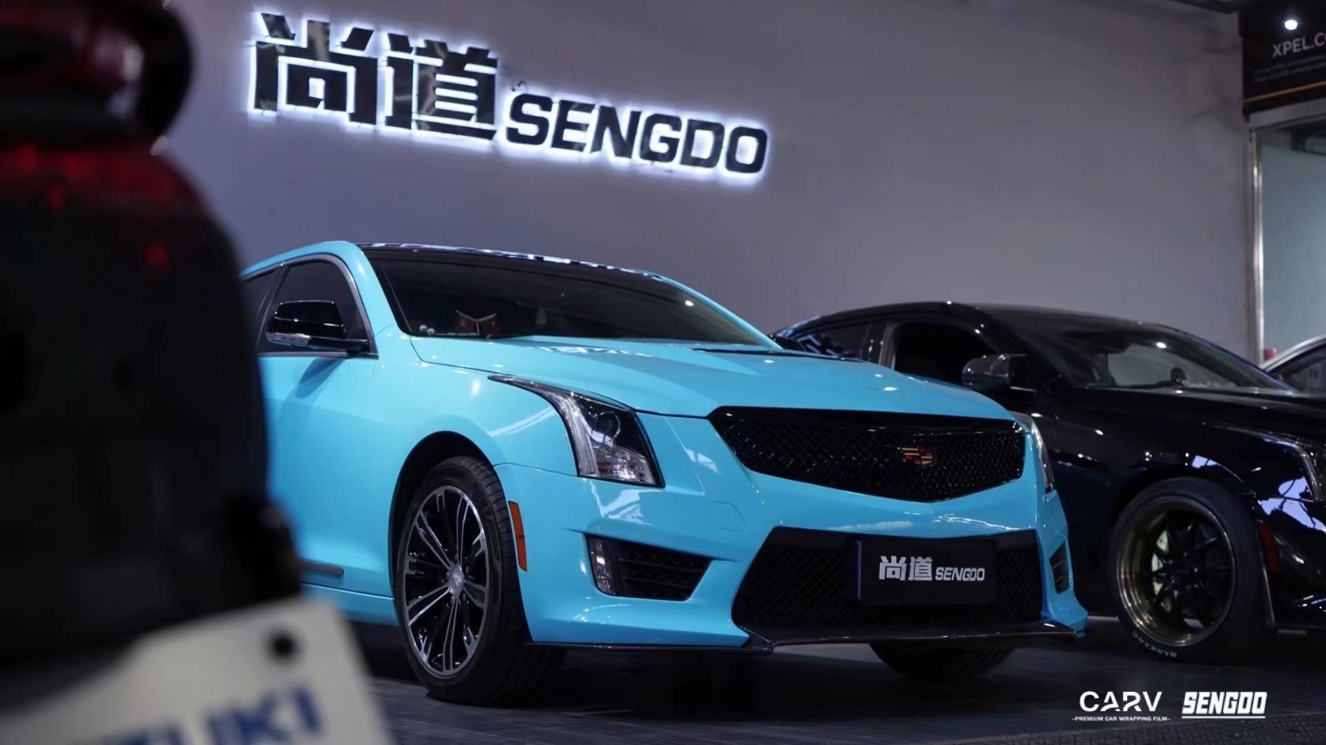 凯迪拉克Atsl卡孚CARV改色膜水晶天空蓝，清新且自由_搜狐汽车_搜狐网