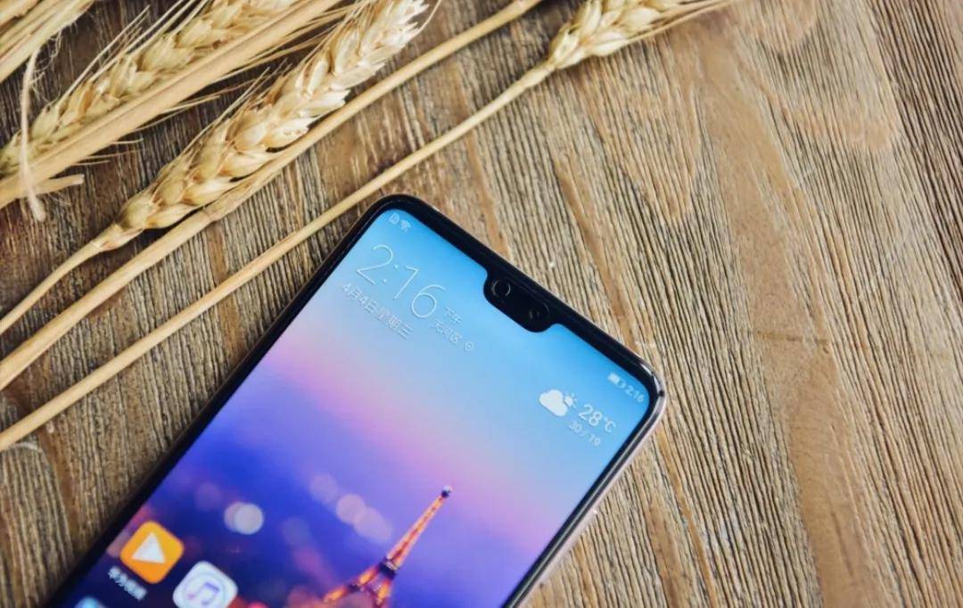 再看看华为5年前的芯片，麒麟970是什么水平？比得上骁龙835吗_手机店_架构_性能