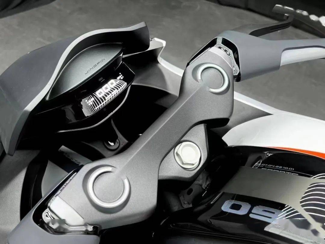 最像概念车的量产跑车，K750售价3.98万元起，杰迪 K333亮相摩博会_搜狐汽车_搜狐网