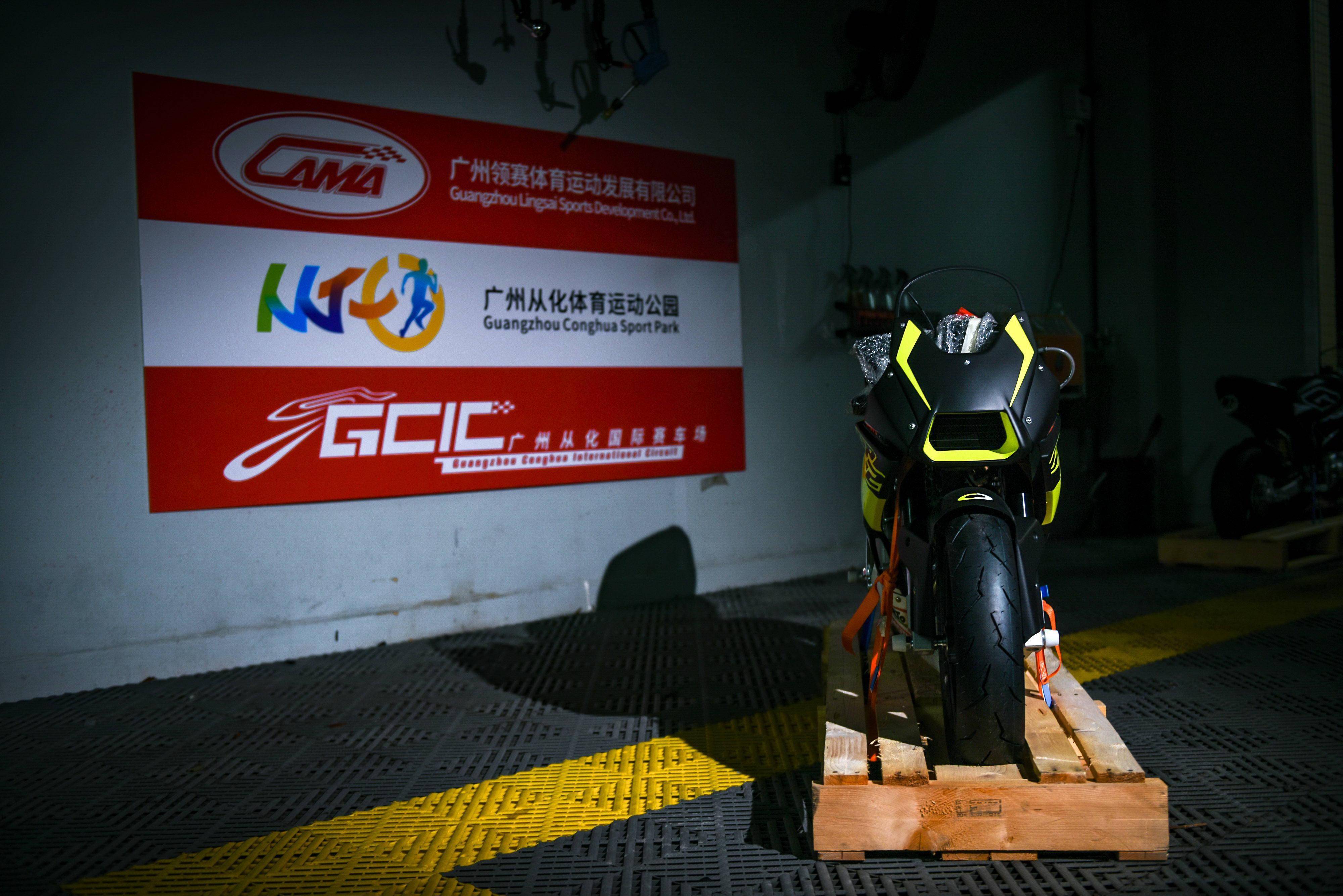 为明日之星而打造，意大利 Ohvale GP-2 迷你赛车_搜狐汽车_搜狐网