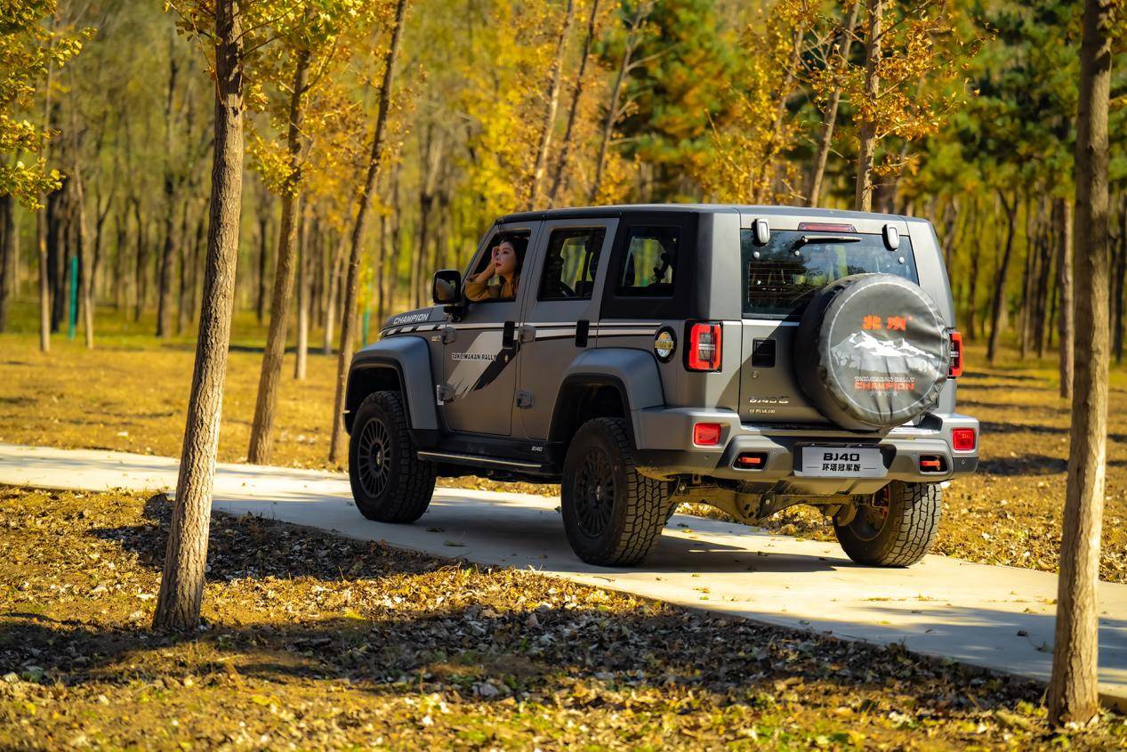 超燃发布！BJ40可可西里版1+N专属套件重磅来袭_搜狐汽车_搜狐网