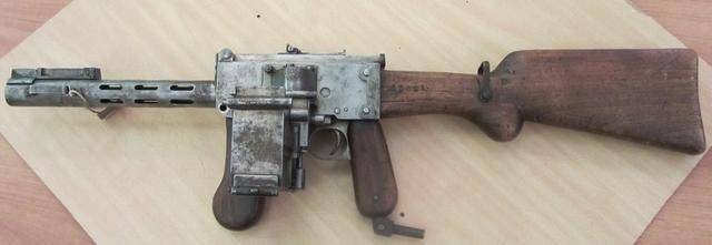 SMG08/18究竟是什么枪？_德国_重机枪_冲锋枪