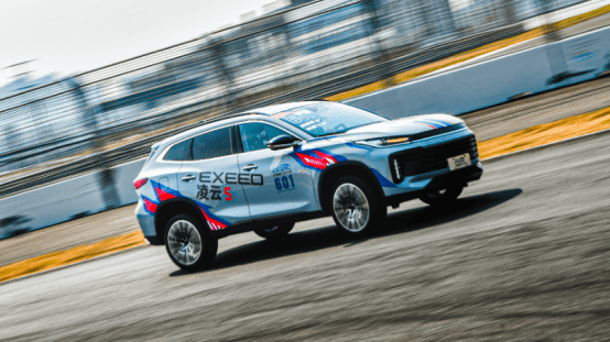 人生第一辆SUV该买什么？CCPC冠军车凌云S值得拥有_搜狐汽车_搜狐网