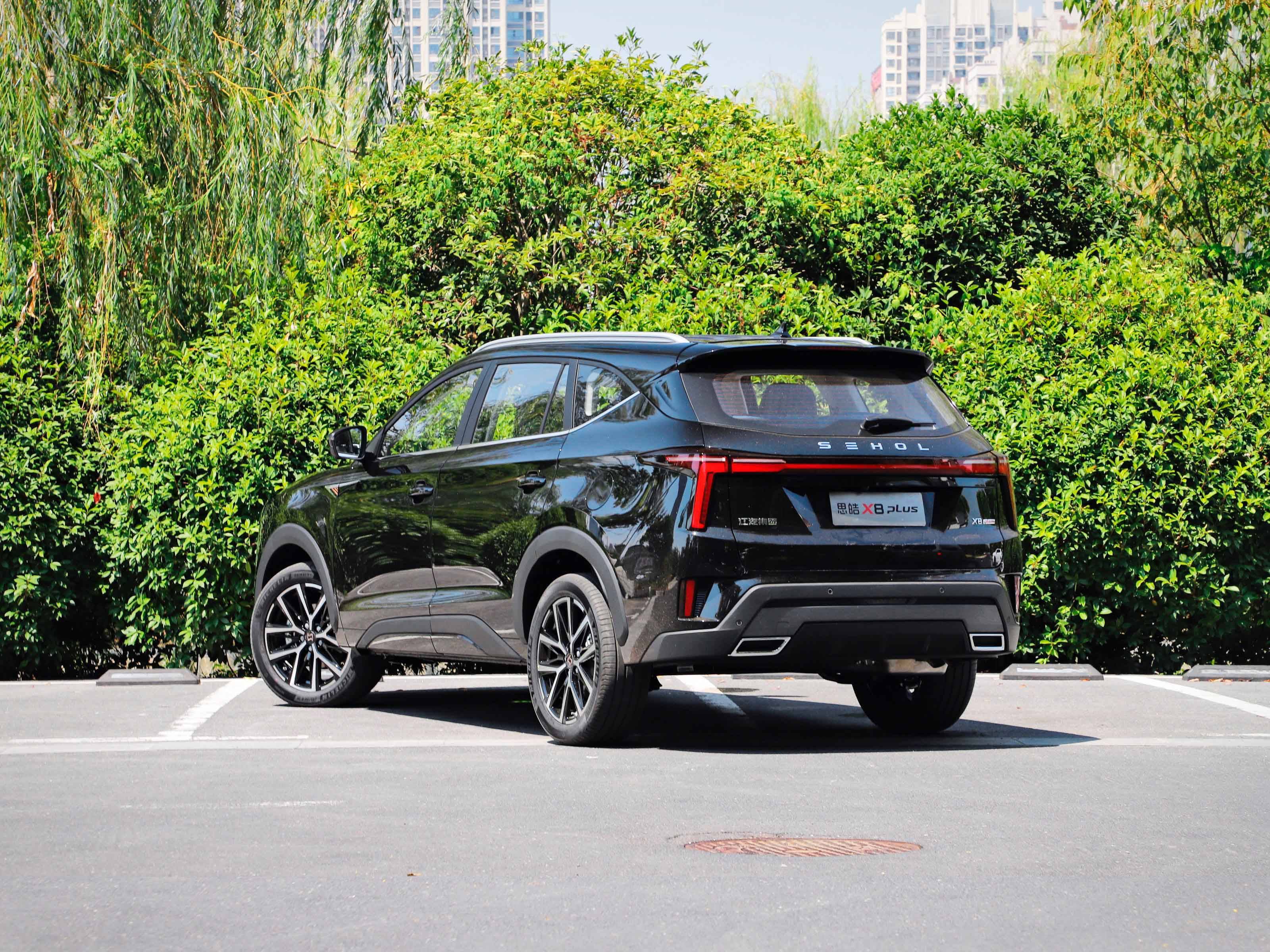 思皓X8 PLUS上市，拥有6/7座布局，9.98万元起售_搜狐汽车_搜狐网
