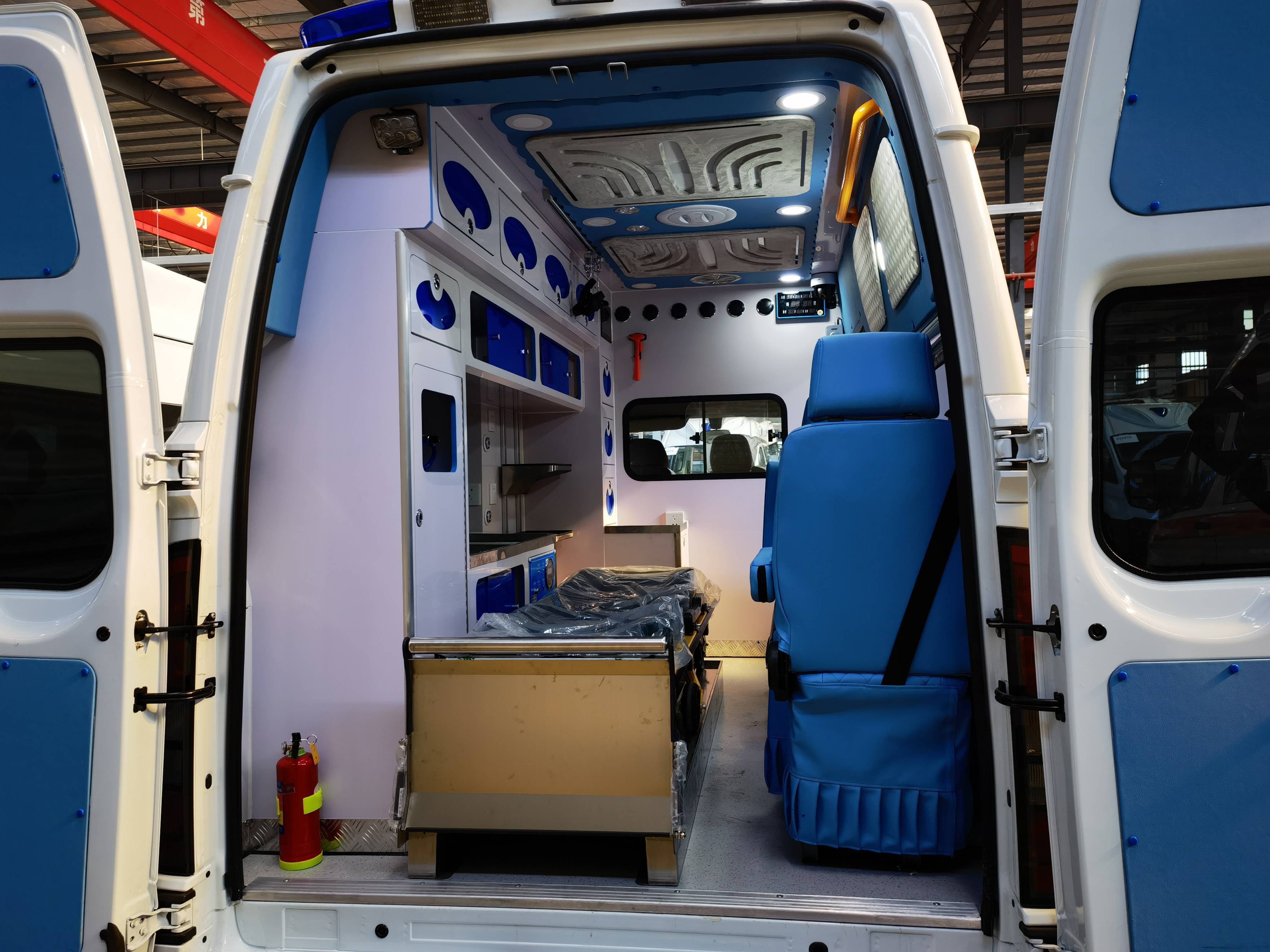 福特全顺V362负压救护车，120负压监护型救护车配置，福特负压救护车有哪几种_搜狐汽车_搜狐网