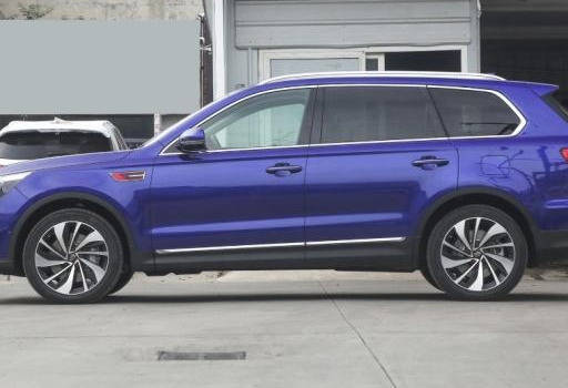 红旗HS7作为一款中大型SUV，动力非常强劲_搜狐汽车_搜狐网