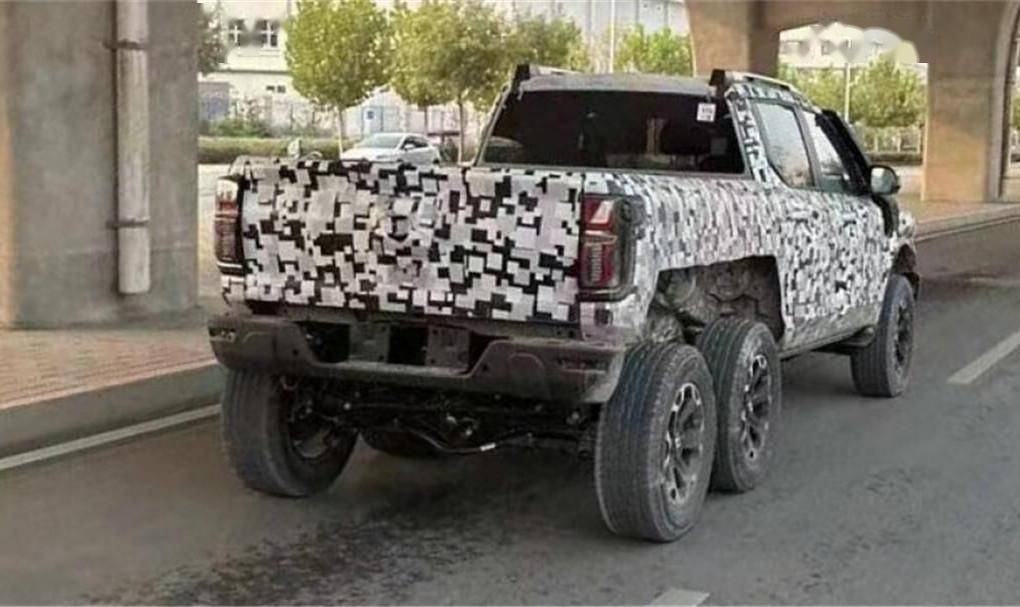 长城6X6皮卡谍照曝光，搭载3.0T V6动力，越野性能进一步提升_搜狐汽车_搜狐网