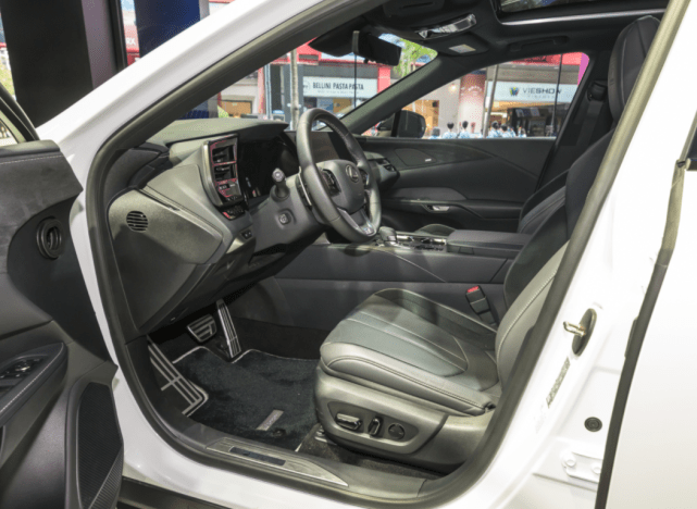 雷克萨斯拿出硬菜，RX和Q7同级，全新2.4T+四驱8AT，进口方式引入_搜狐汽车_搜狐网