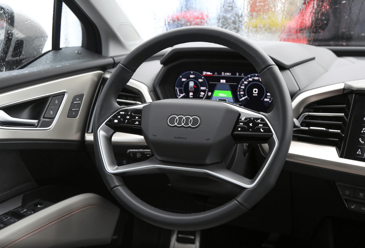 想买纯电豪华SUV，上汽奥迪Q5 e-tron为何要比Model Y更值得考虑？_搜狐汽车_搜狐网