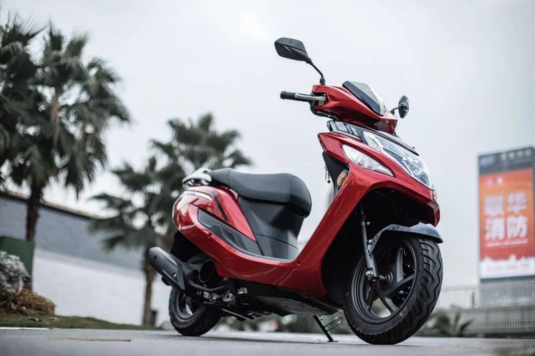 新大洲本田EX125解析｜外观大气，实用性强的生活利器_搜狐汽车_搜狐网