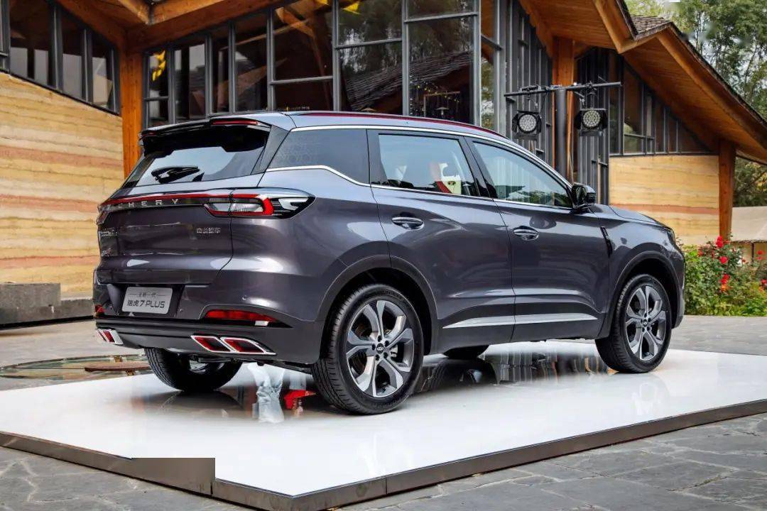 1.6T 197马力，6.6L油耗，9.99万起，内饰不输豪车，比H6还超值？_搜狐汽车_搜狐网