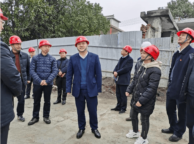 巫初华督导安全生产工作 时刻紧绷安全之弦 确保全县安全生产形势持续稳定向好管理企业建设 