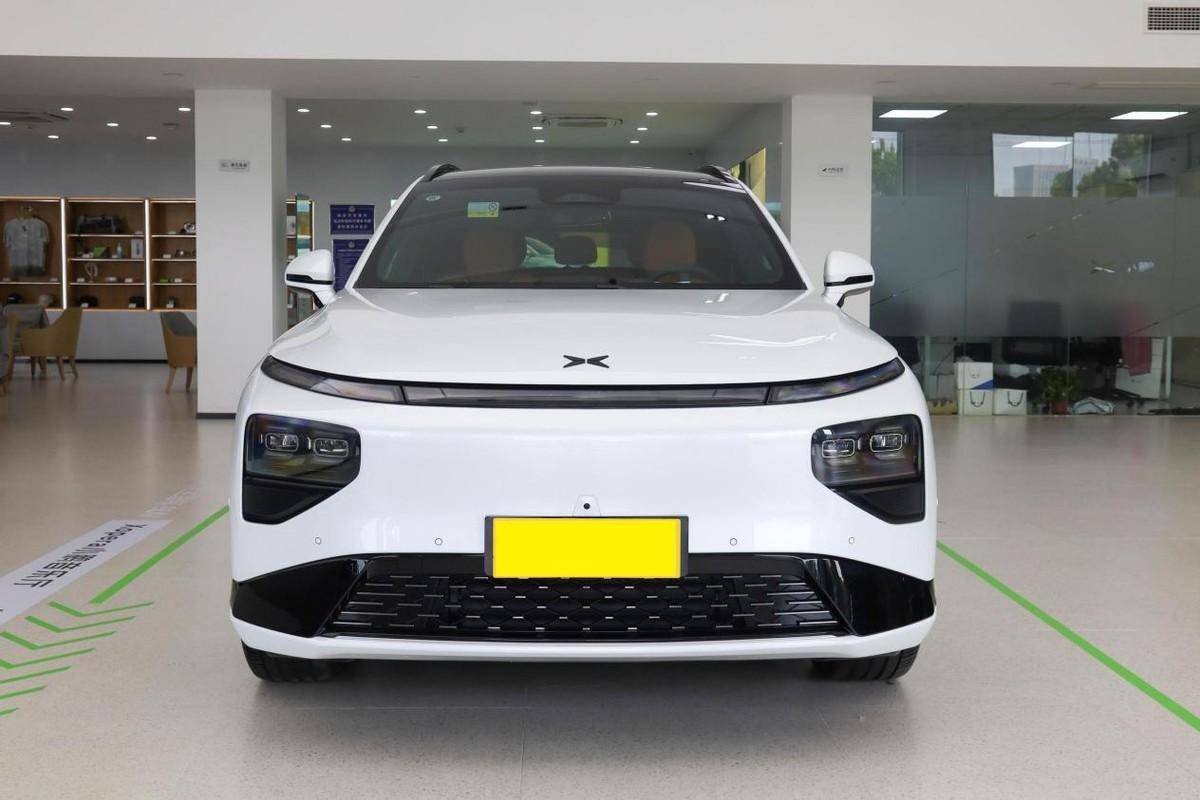 同为新能源大五座SUV，理想L7和小鹏G9，日常代步谁更合适？_搜狐汽车_搜狐网