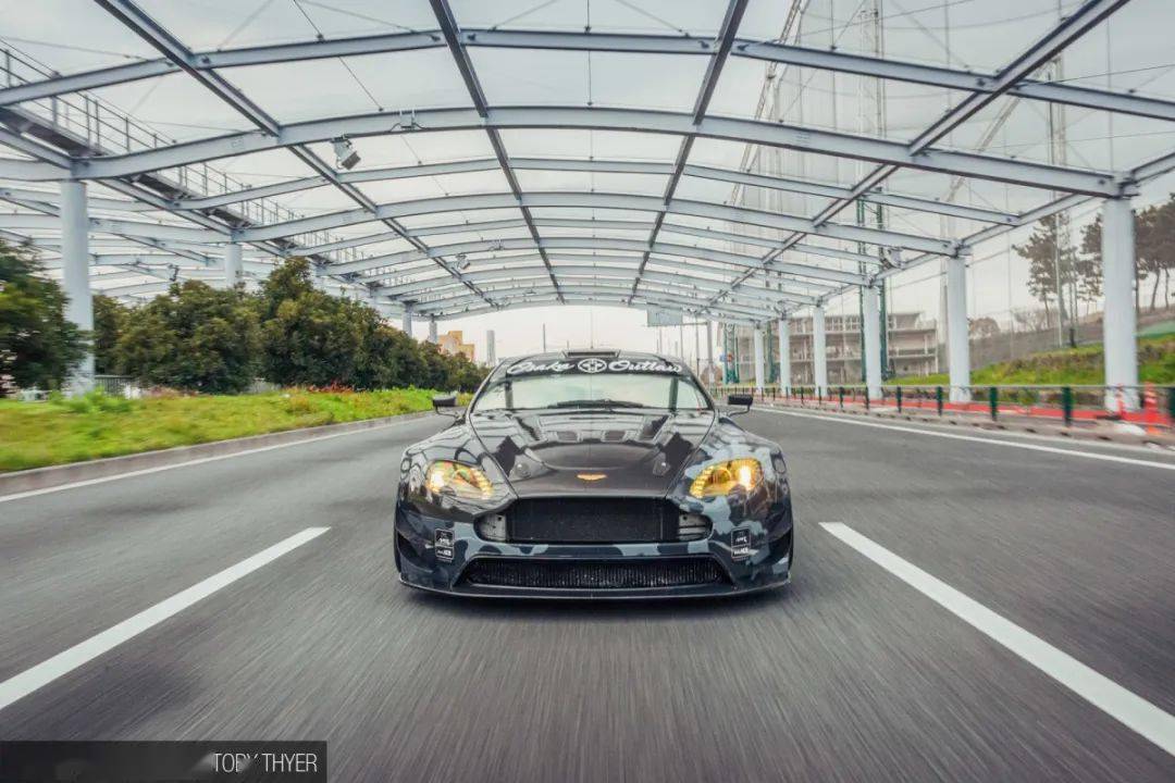 V8、赛道和碳纤维，都是男人的浪漫 —— ACR 阿斯顿马丁 Vantage N24 的进化之路_搜狐汽车_搜狐网