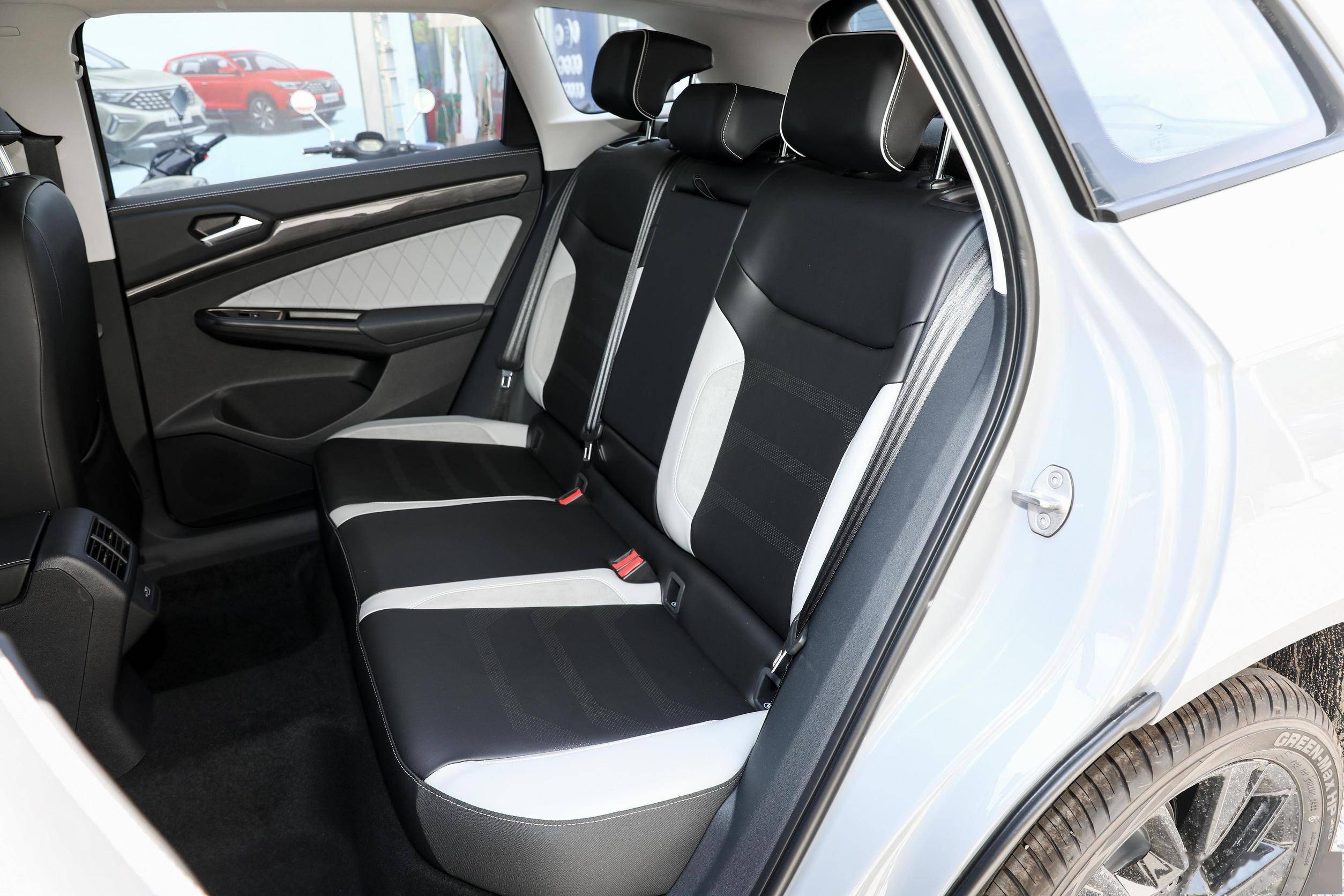 10万级合资中型SUV，捷达VS7搭载1.4T+爱信6AT，空间优秀动力不俗_搜狐汽车_搜狐网