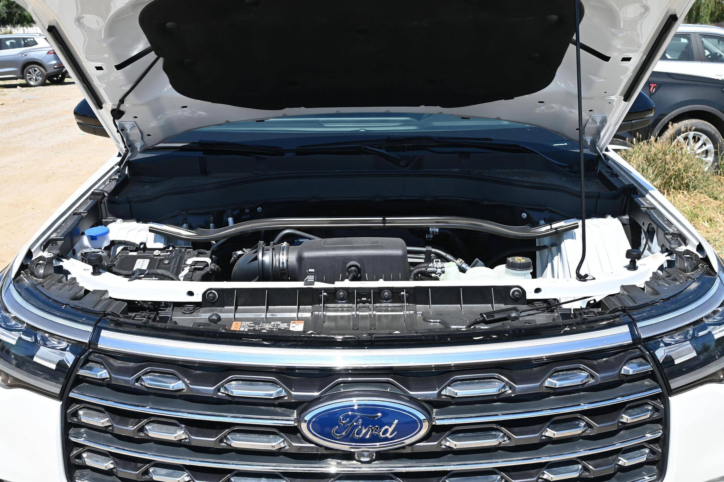 2.3T+10AT，售30.98万起，轴距超3米，福特探险者值不值得购买？_搜狐汽车_搜狐网