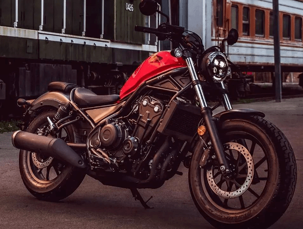 卷起来！本田CM500直降1万元..._搜狐汽车_搜狐网