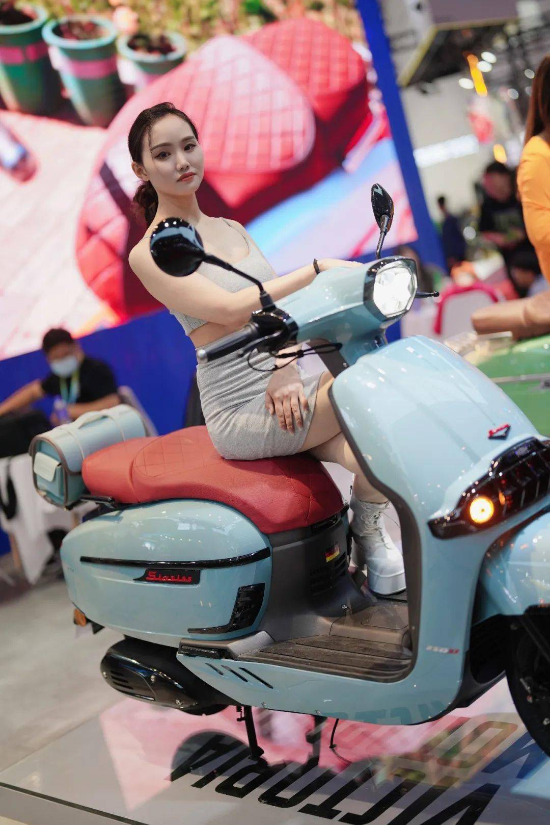 VICTORIA多款车型亮相，Sixties 150Si、Sixties 250Si介绍_搜狐汽车_搜狐网