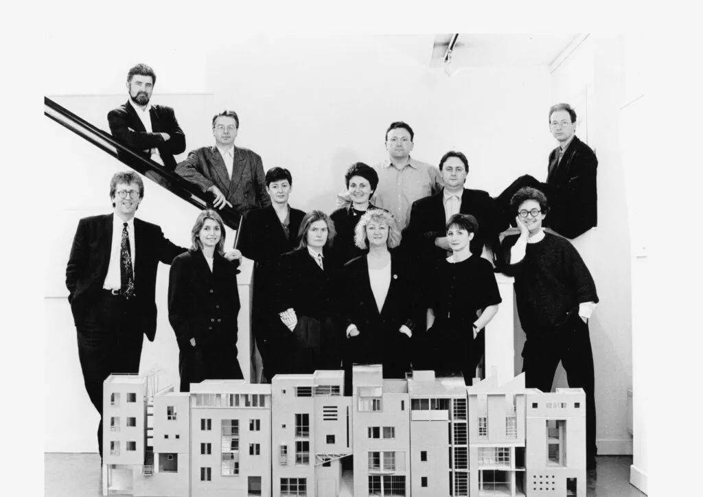 都柏林坦普尔酒吧区：普利兹克奖得主主导的城市更新_Bar_Temple_区域