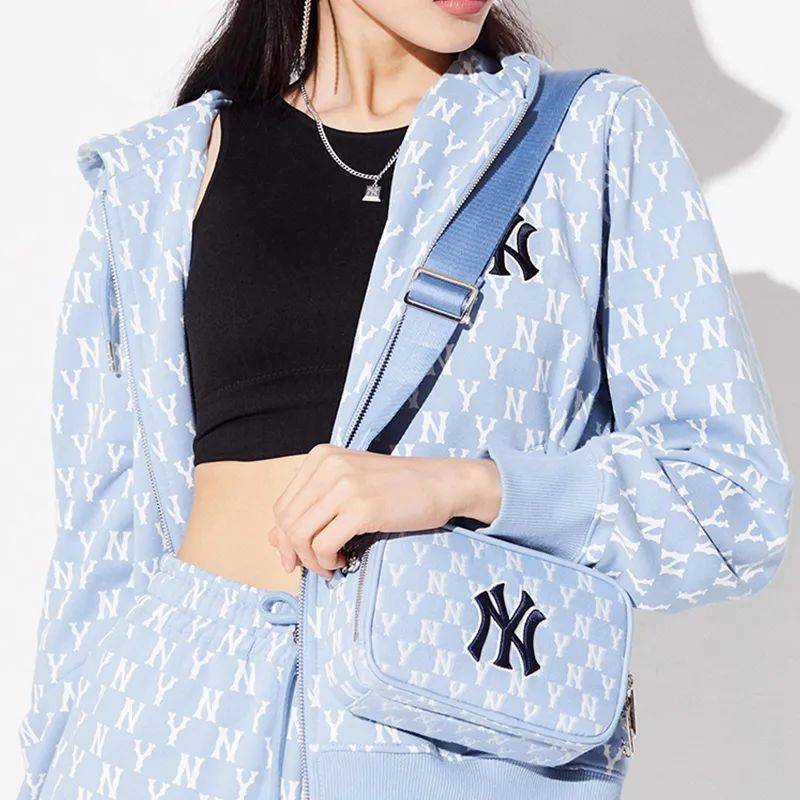 MLB包包来了，多种款式低价入，潮流经典，10年都不会过时~_黑色_质感_蓝色