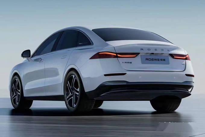 荣威D7增程版曝光！首搭新1.5L发动机 PK深蓝SL03_搜狐汽车_搜狐网