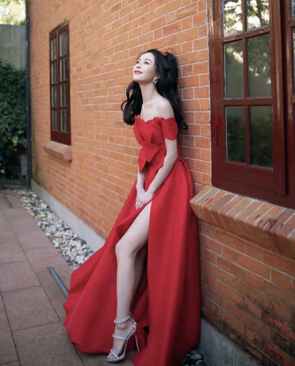 全网最佳“疯批美人”私服，还得看文咏珊！ -6parkbbs.com