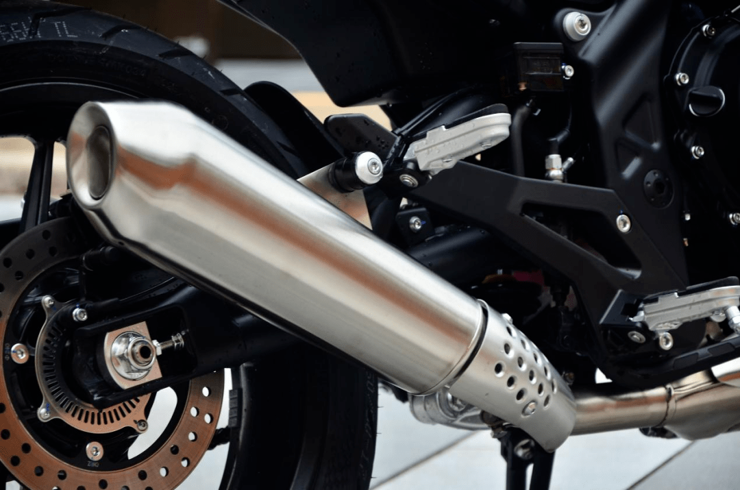 脱离低级趣味的运动复古——高金GK400静态评测_搜狐汽车_搜狐网