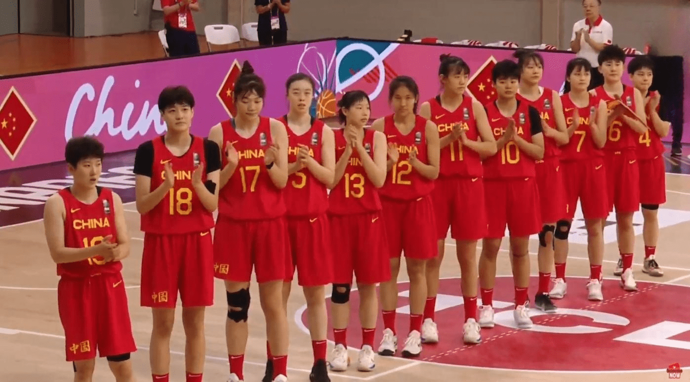 中国U19女篮逆转巴西，排名第13创历史最差，后备力量令人担忧_胡多灵_得分_命中