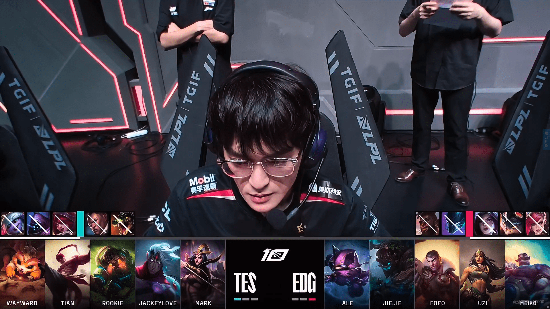 LOL-LPL：Rookie妖姬团战怒斩三杀，TES 3比2击败EDG晋级四强_搜狐网