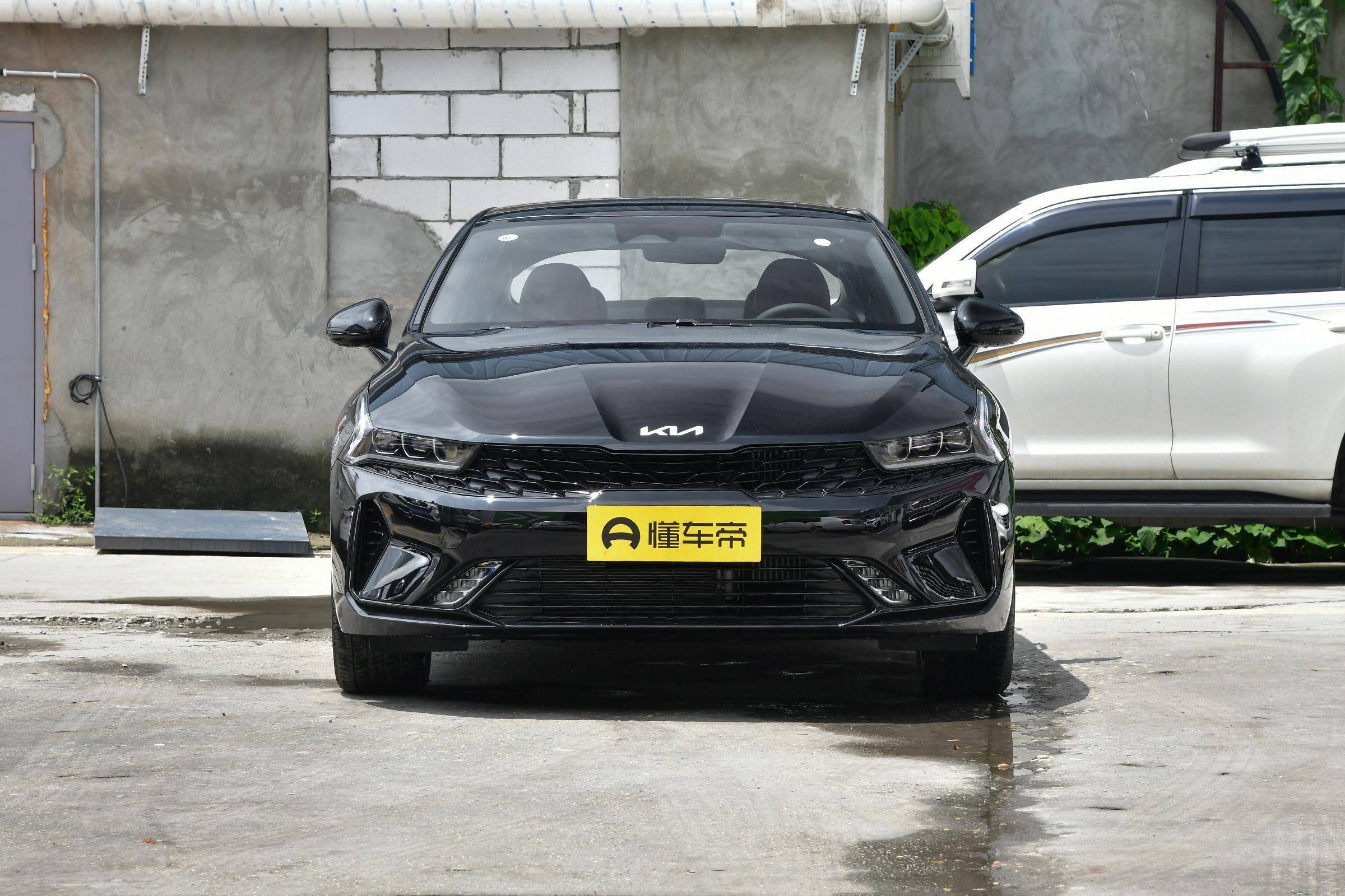 起亚K5：2.0T+8AT动力随叫随到，定价不高优惠还大，为啥卖不好？_搜狐汽车_搜狐网