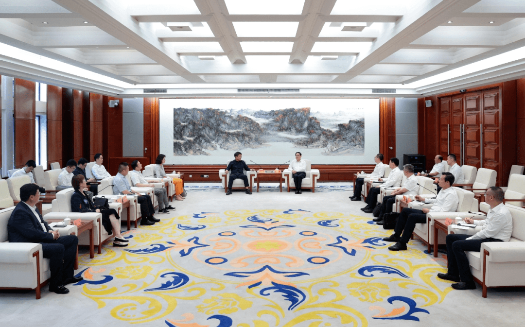 徐麟分别会见锦江国际集团党委书记、董事长赵奇和上海师范大学党委书记林在勇_贵州_发展_旅游