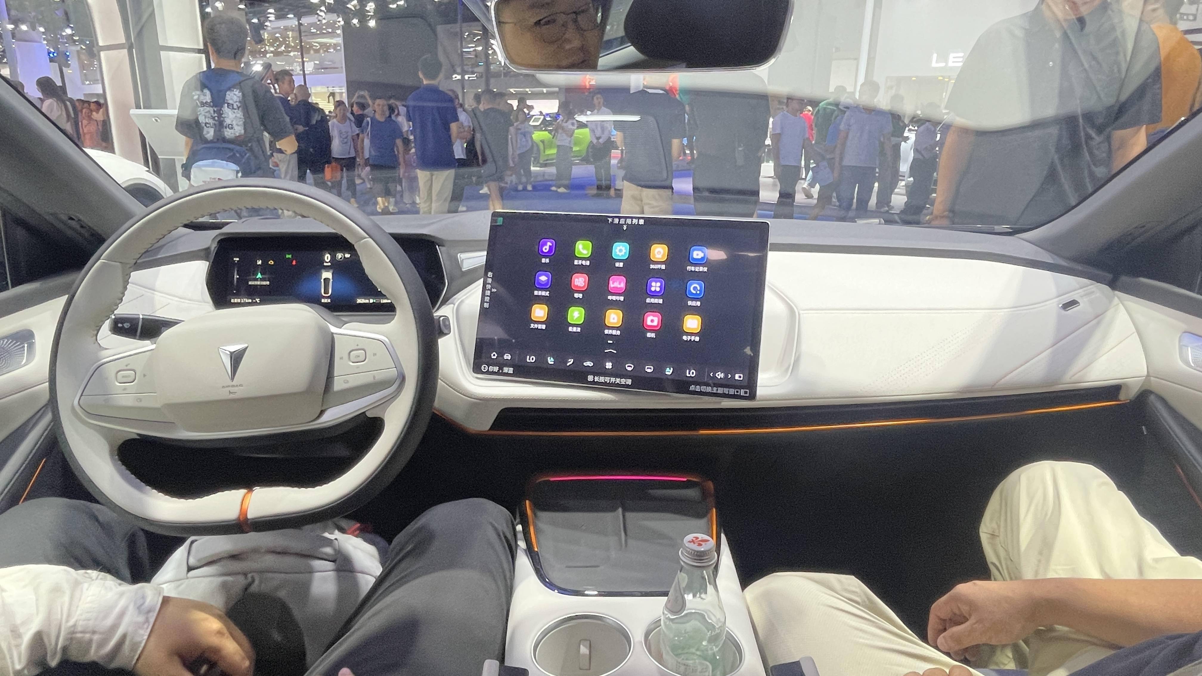 14.59万元起！深蓝全新SL03正式上市_搜狐汽车_搜狐网