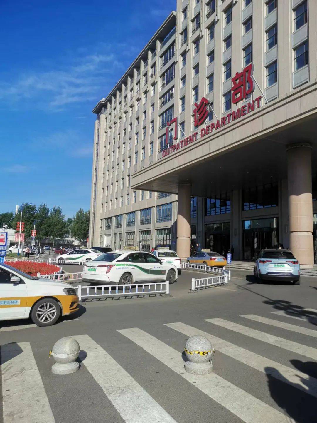 FM96.8 | 南关区对吉大二院周边进行了路网改造，周边交通状况取得了明显改善_社区_交管部门_亚泰大街