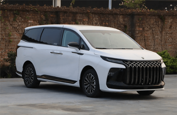 又一中大型MPV即将上市：东风风行游艇V9曝光 提供1.5T插混系统_搜狐汽车_搜狐网