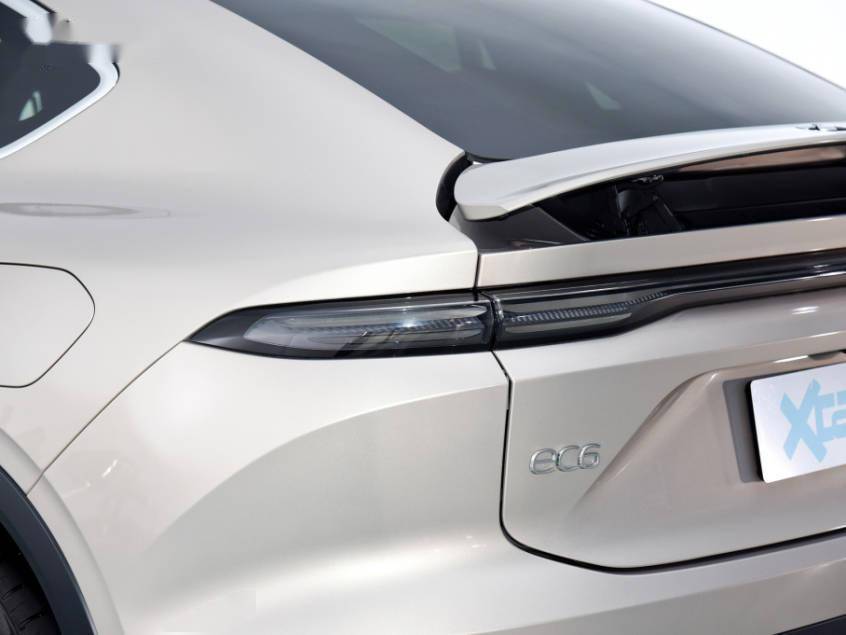 28.8-41.6万元/提供两种续航版本 全新蔚来EC6正式上市_搜狐汽车_搜狐网