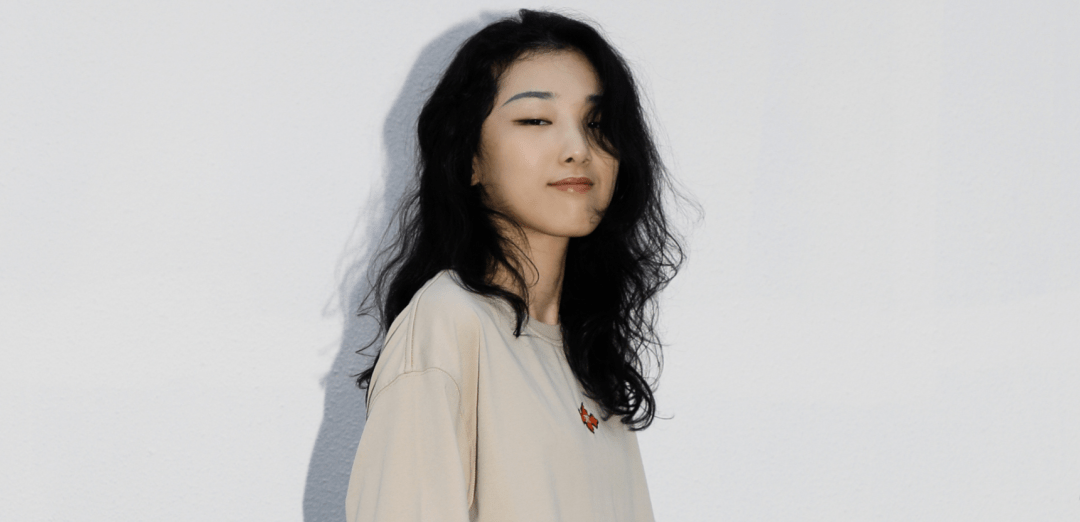 赔了上百万！但被大量Rapper认可！加盟大厂牌的她公开发声！！！_Yamy_女性_trap