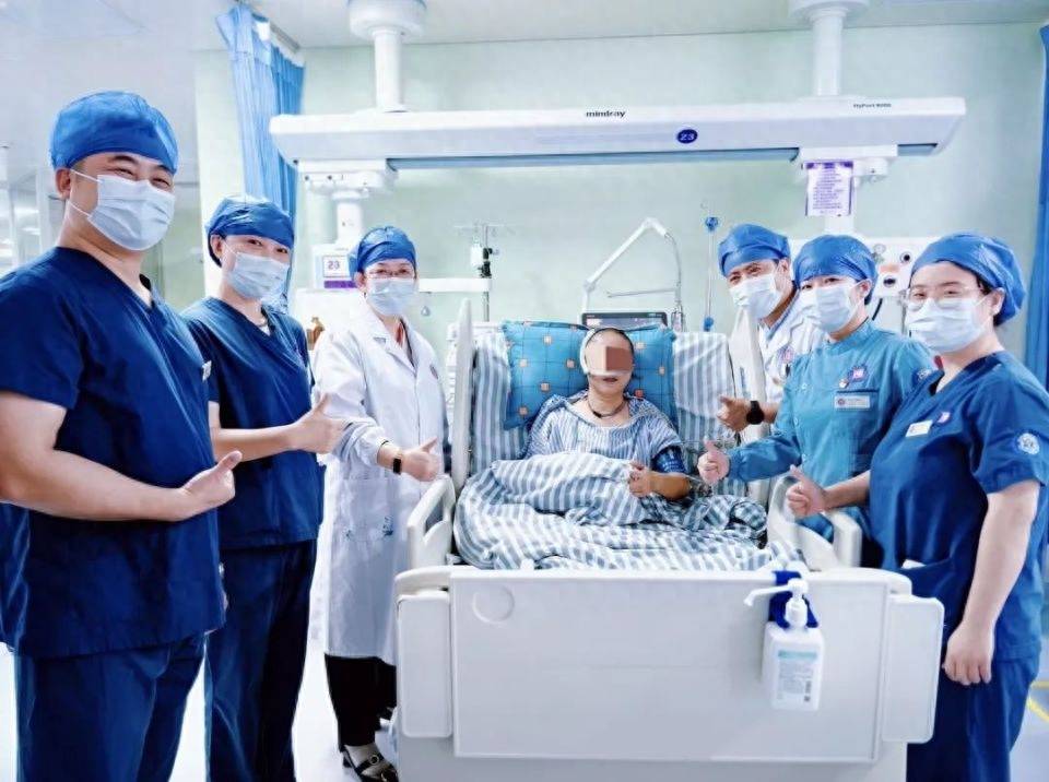 长沙一女子染发后4小时竟昏迷进ICU！这类人群千万注意_李女士_过敏性_急诊